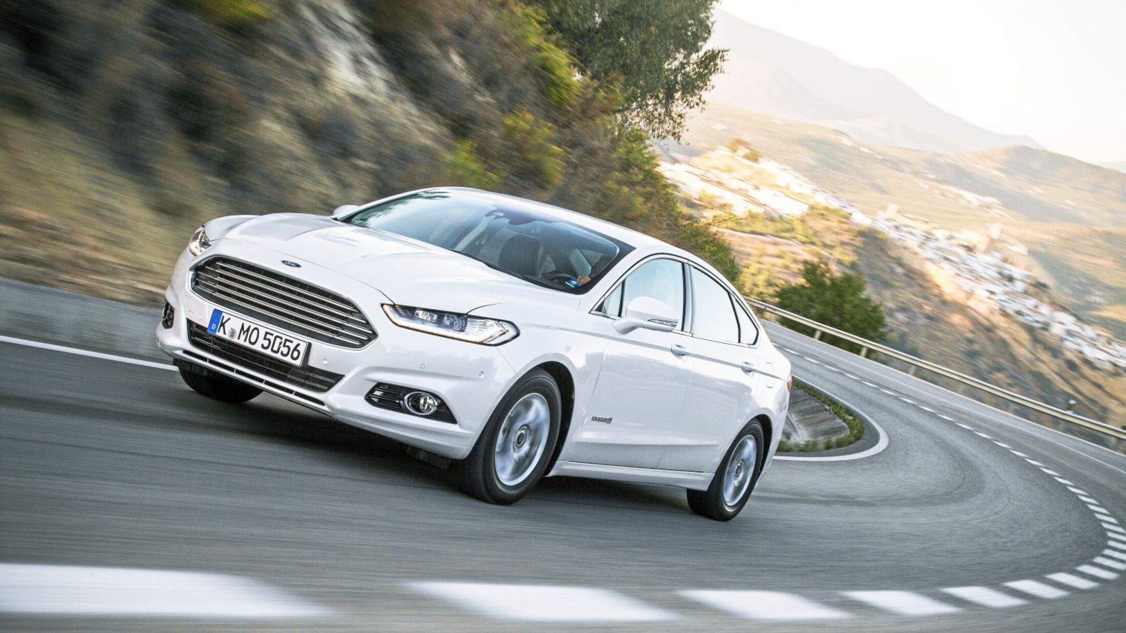 Fahrbericht Ford Mondeo 2.0 Hybrid Kraft der zwei Herzen firmenauto