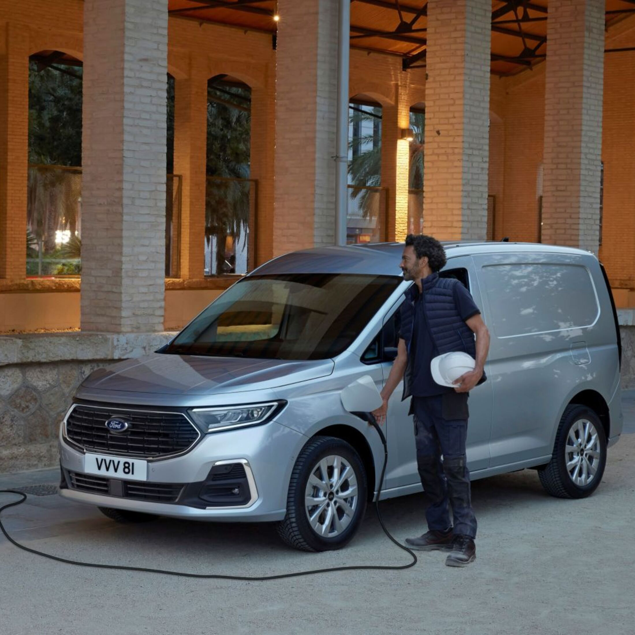 Ford transit connect hybrid store