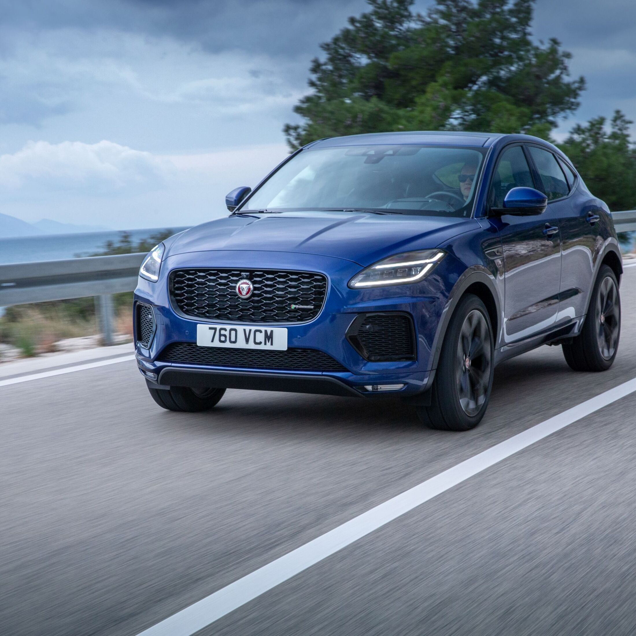 Jaguar i pace portofino blue store