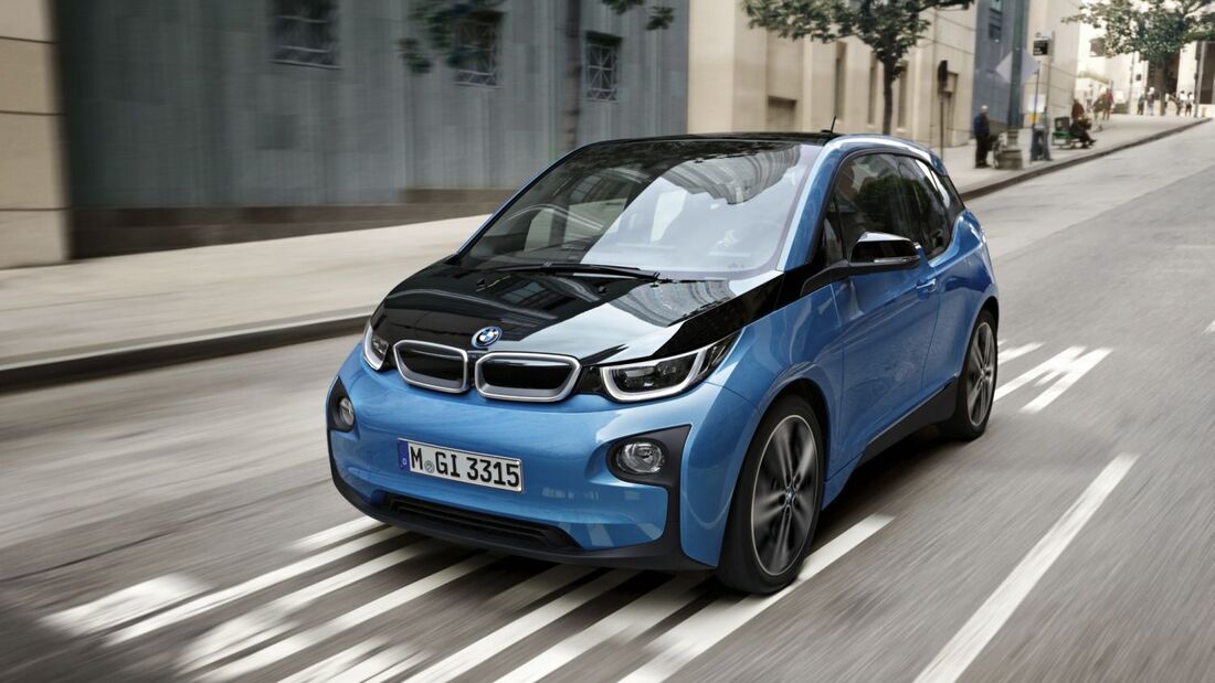 Bmw battery cars store